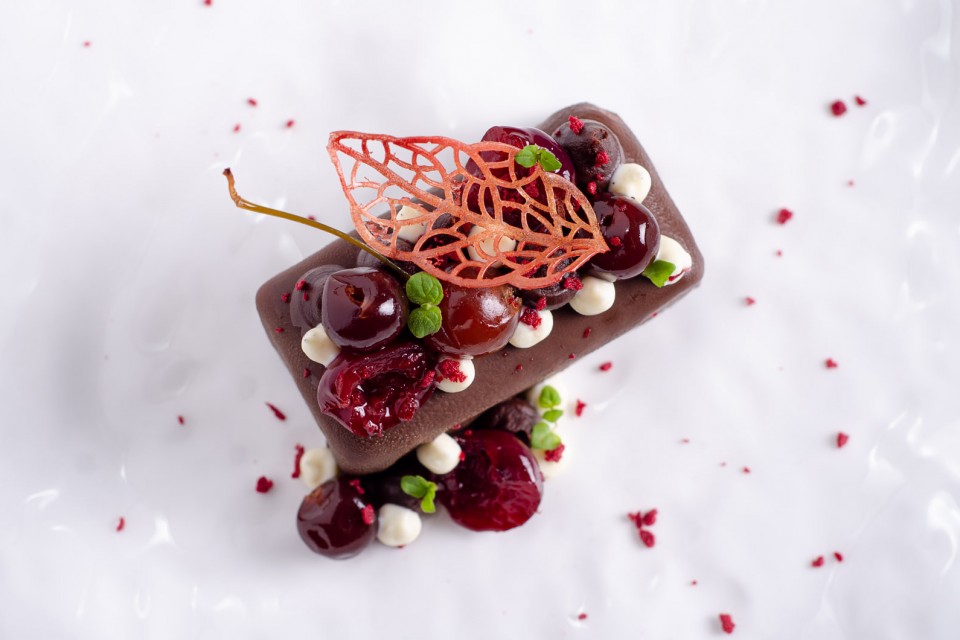 Bosco Silicone Tuile Mould, 2 leaf designs by Silikomart, 1 unit