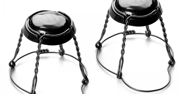 Champagne Caps, Black, 100pk